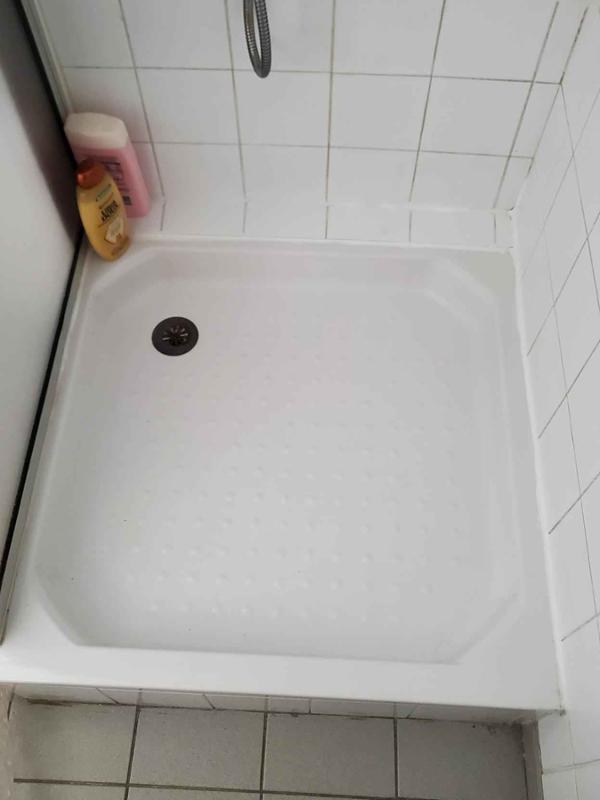 Receveurs de douche en céramique - matériaux de récupération