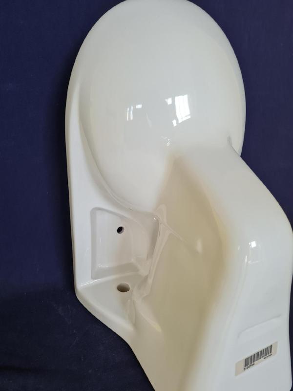 Cuvette de WC suspendu - modèle PMR - matériaux de récupération