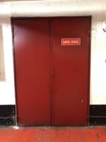 Porte coupe-feu - matériaux de récupération