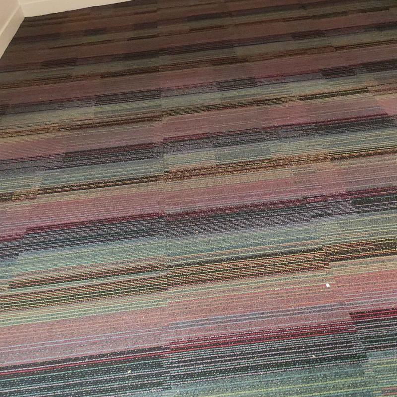 Moquette dalle - matériaux de récupération