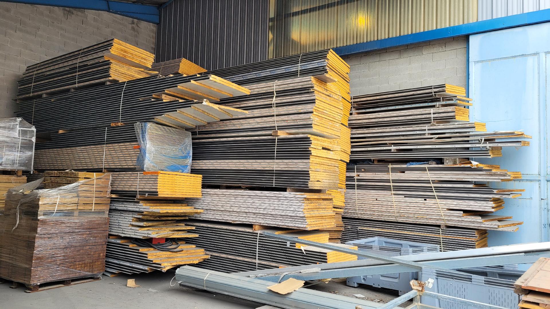 Panneau de bardage sandwich 40mm - matériaux de récupération